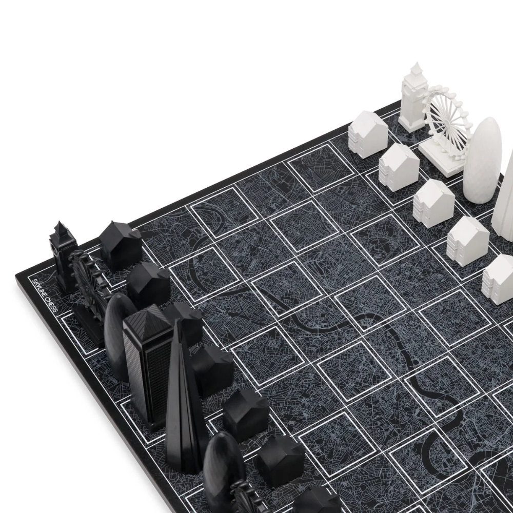 Skyline Chess London Chess Set With London City Map Board • The British ...
